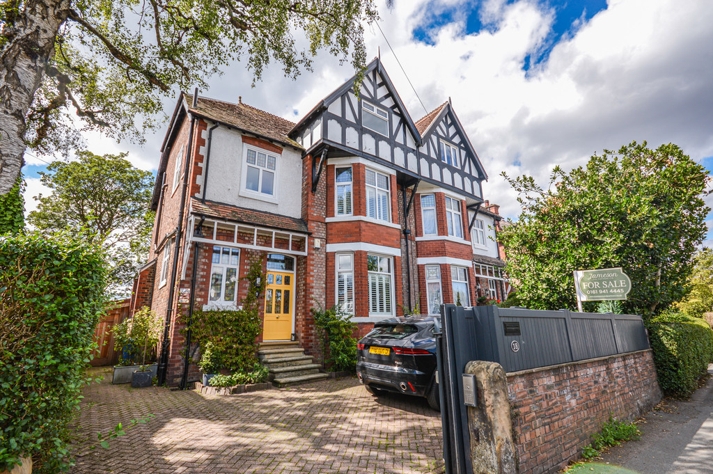 Park Road, Timperley | Jameson and Partners Ltd | Estate Agents ...